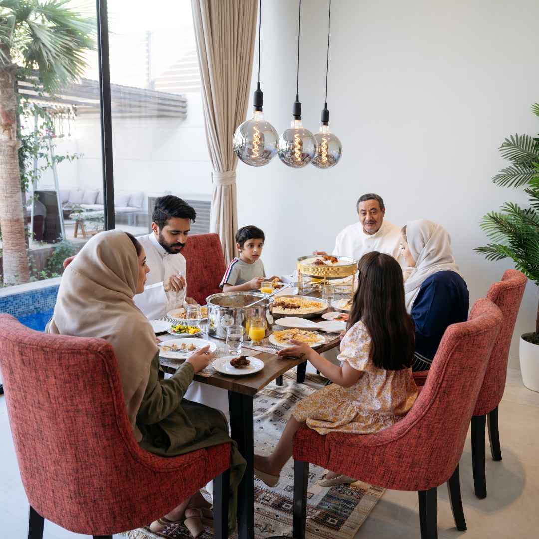 Tips Mengajarkan Table Manner Pada Anak Sejak Usia Dini
